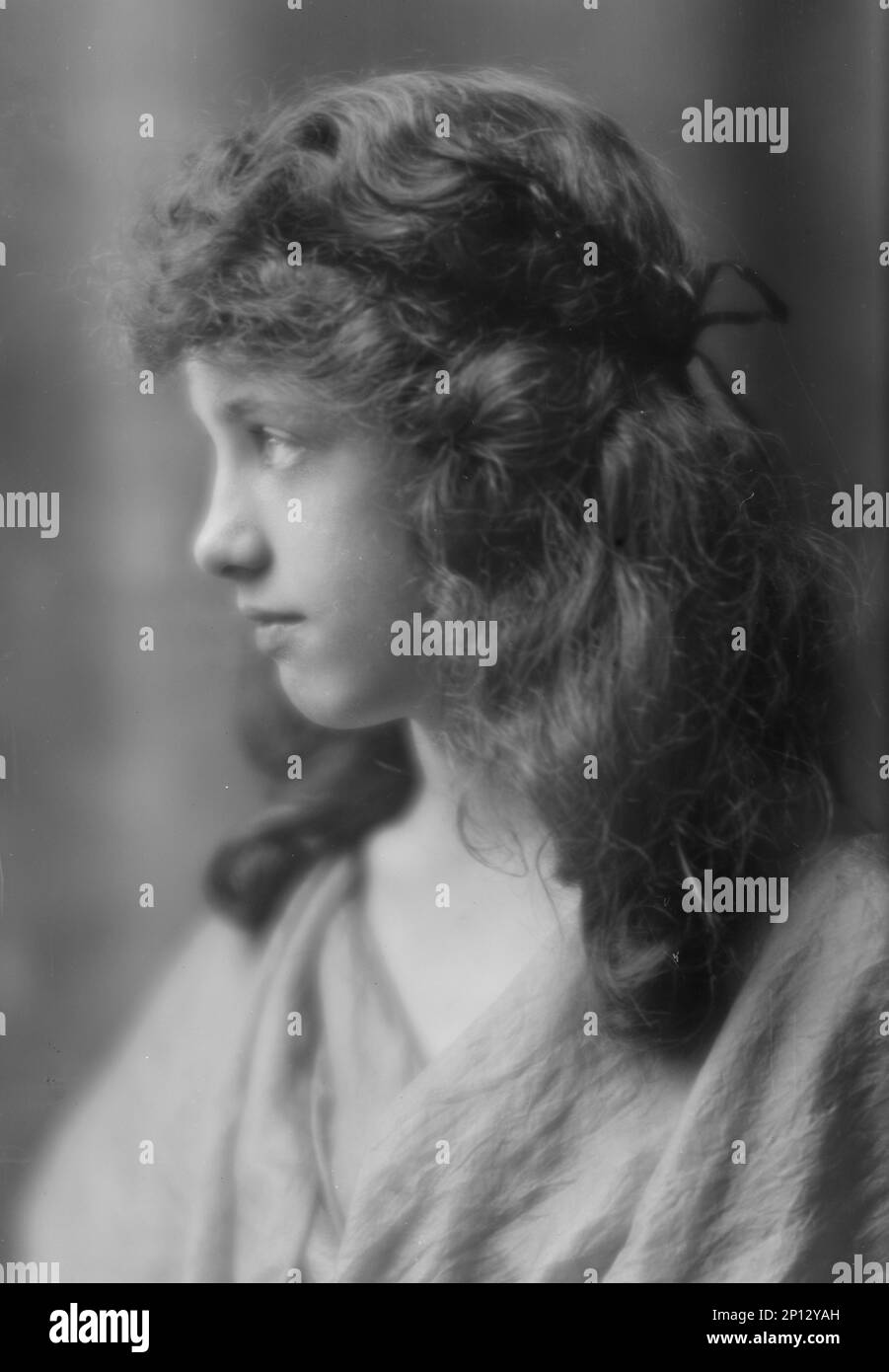 Tirrell, G., Miss, portrait photograph, 1915 June 22 Stock Photo - Alamy