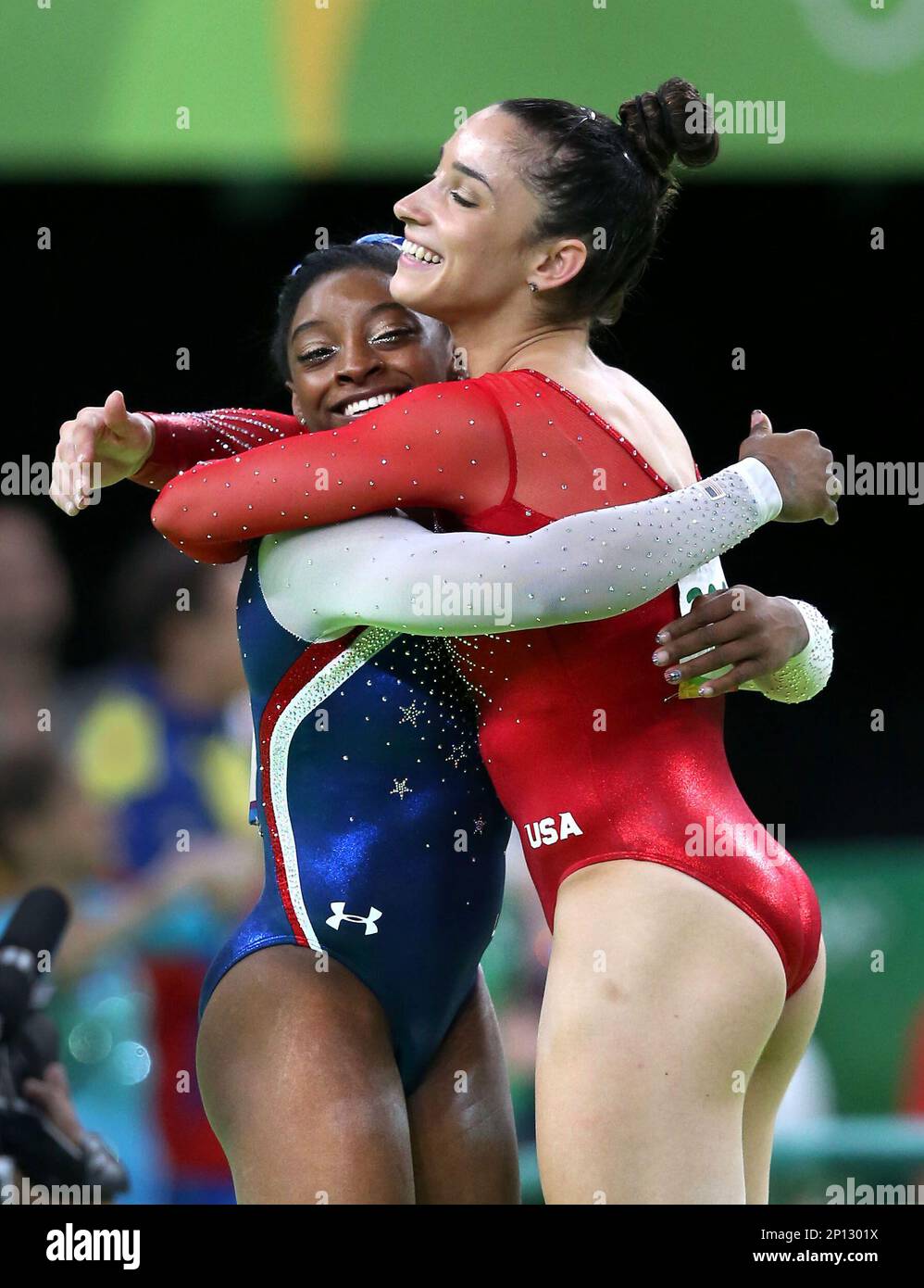 August 11, 2016 - Rio de Janeiro, RJ, Brazil - USA's Simone BILES, left ...