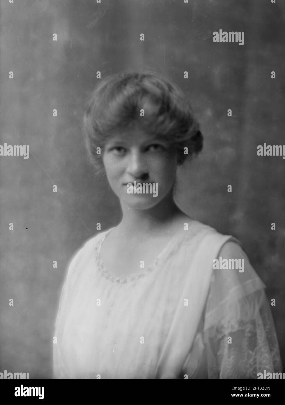 Ward, Jane, Miss, portrait photograph, 1914 June 11 Stock Photo - Alamy