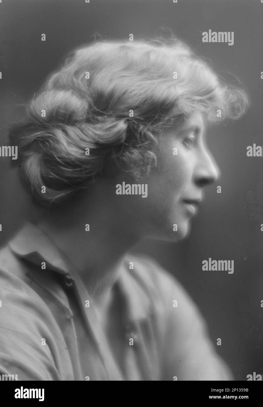 Yurka blanche hi-res stock photography and images - Alamy