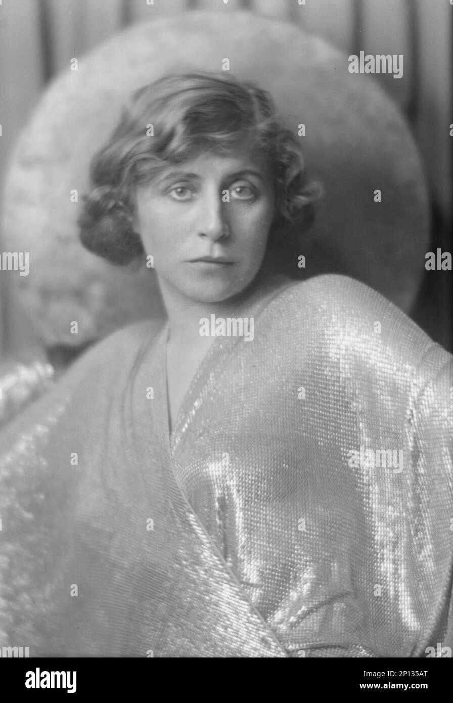 Miss blanche hi-res stock photography and images - Alamy