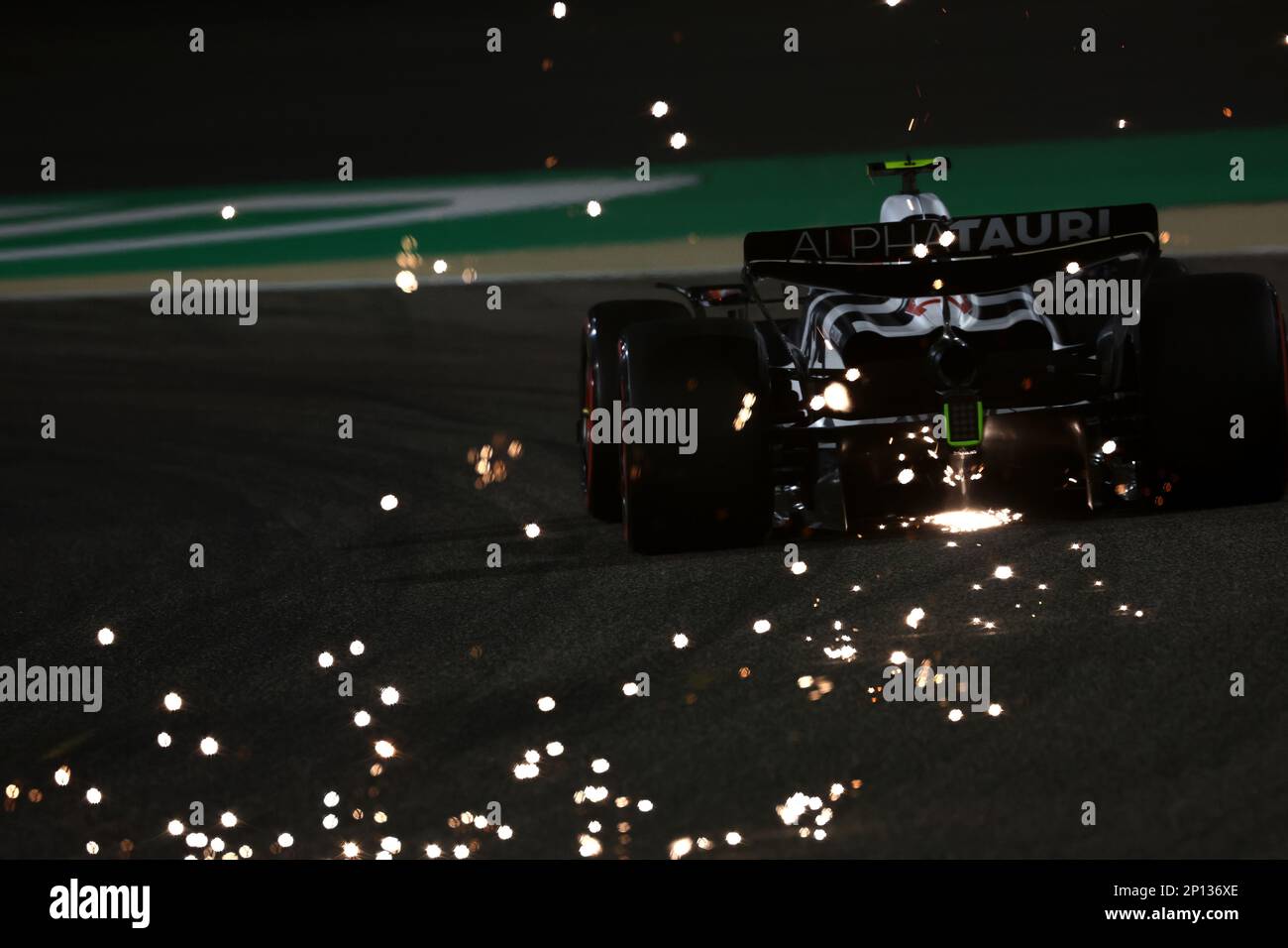 Yuki Tsunoda (JPN) AlphaTauri AT04 sends sparks flying. Formula One ...