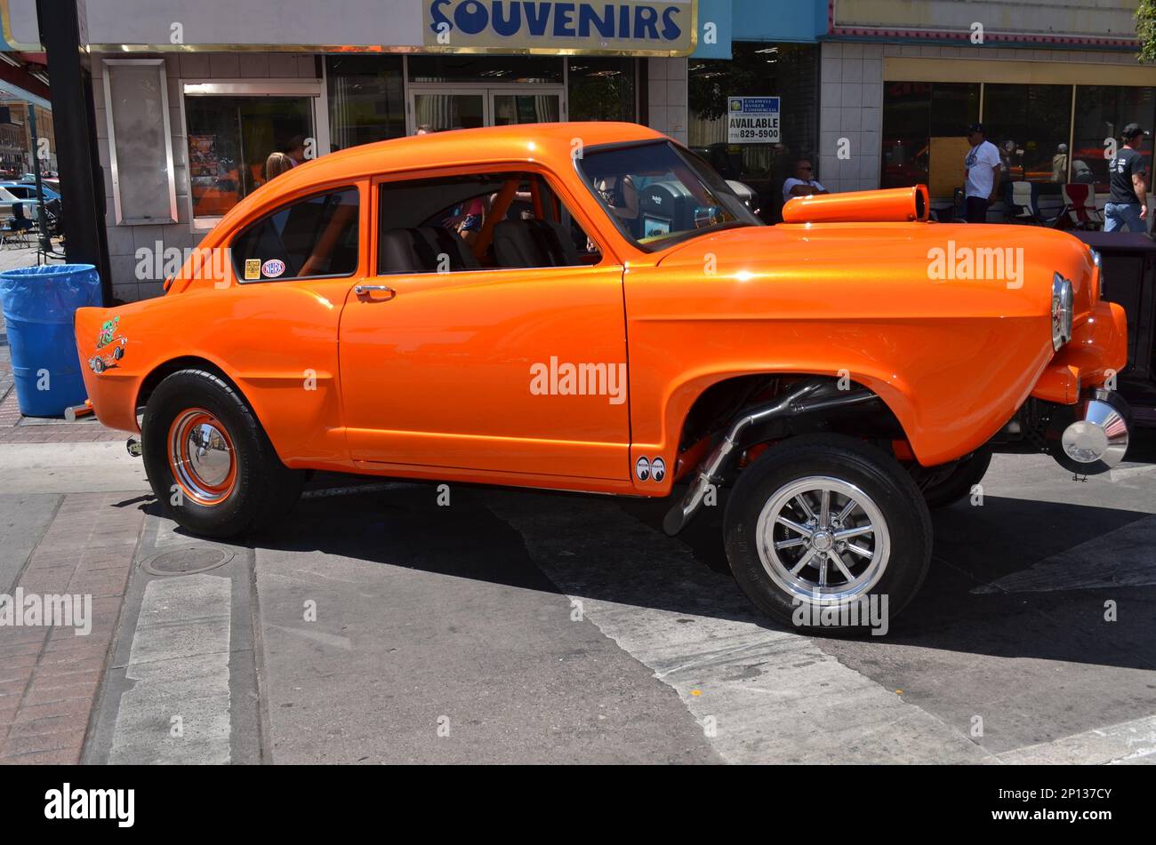 August 05 2016: Race track ready with plenty of speed in this 1952 ...
