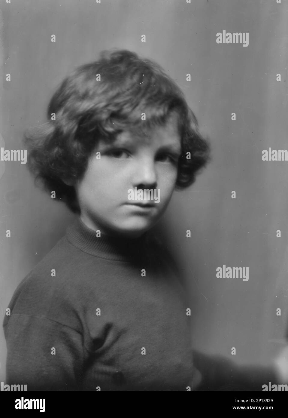 Guinness, Loel, portrait photograph, 1913 Stock Photo - Alamy