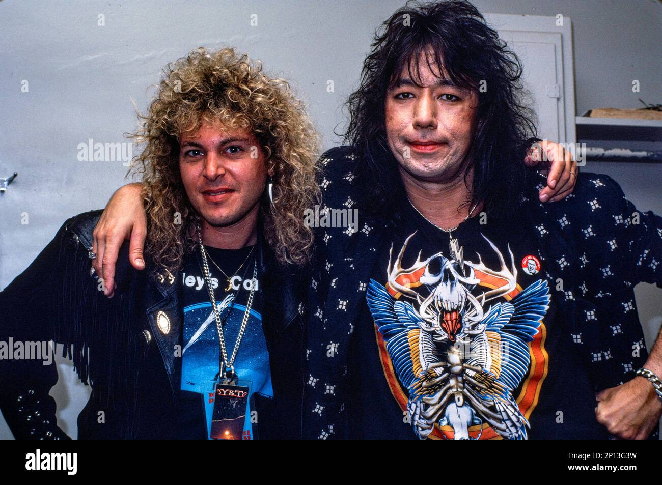 Ace frehley hi-res stock photography and images - Alamy