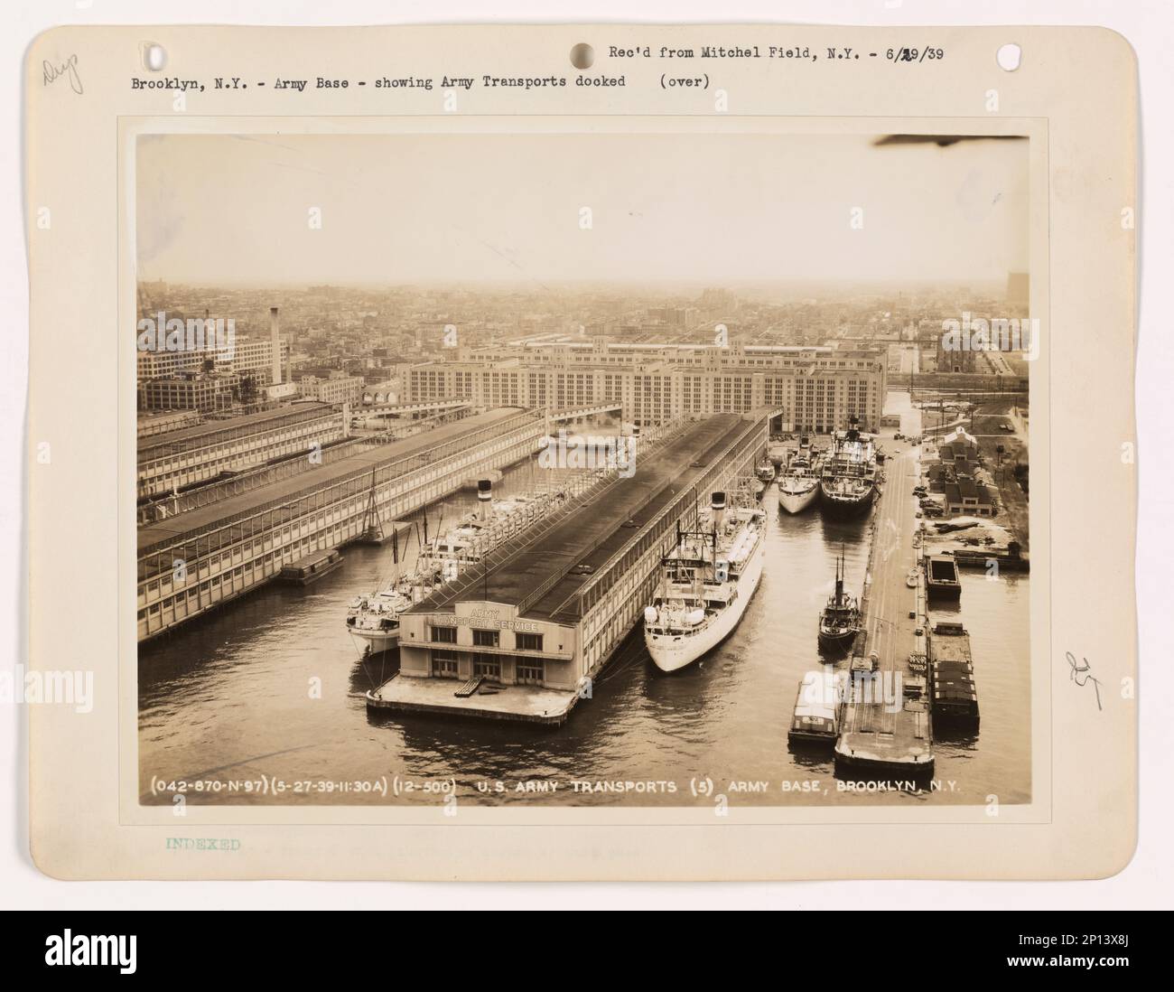 Aerial photograph of brooklyn hi-res stock photography and images - Alamy