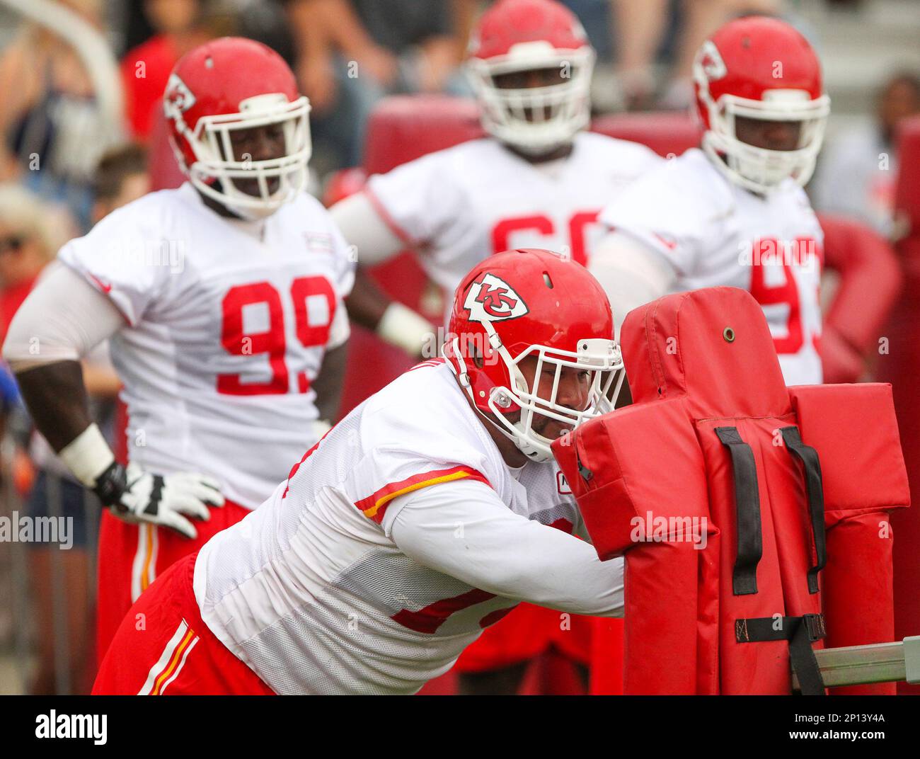 Kansas City Chiefs offensive lineman Parker Ehinger practices at the ...