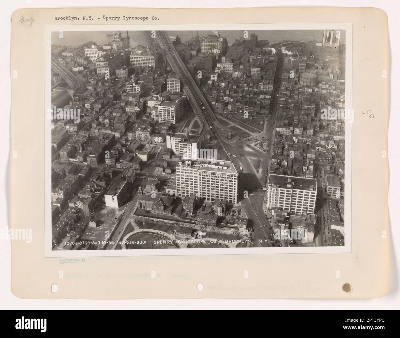 Aerial photograph of brooklyn hi-res stock photography and images - Alamy