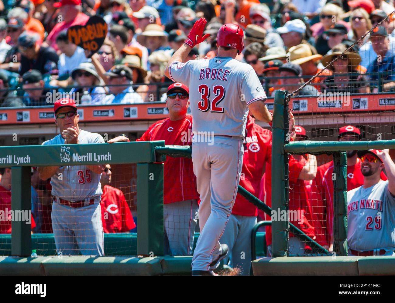 July 27,2016: Cincinnati Reds right fielder Jay Bruce (32) is ...
