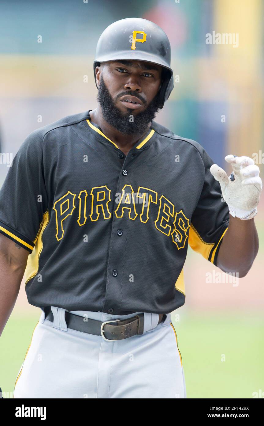 July 29, 2016: Pittsburgh Pirates second baseman Josh Harrison #5 takes ...