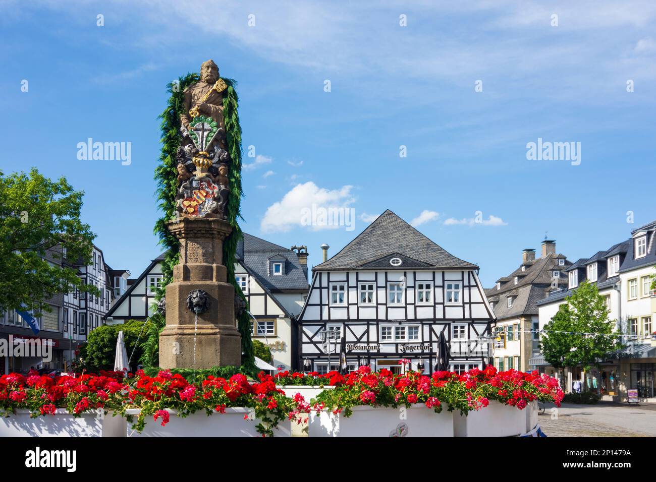 Fountain petrusbrunnen kump on square marktplatz hi-res stock ...