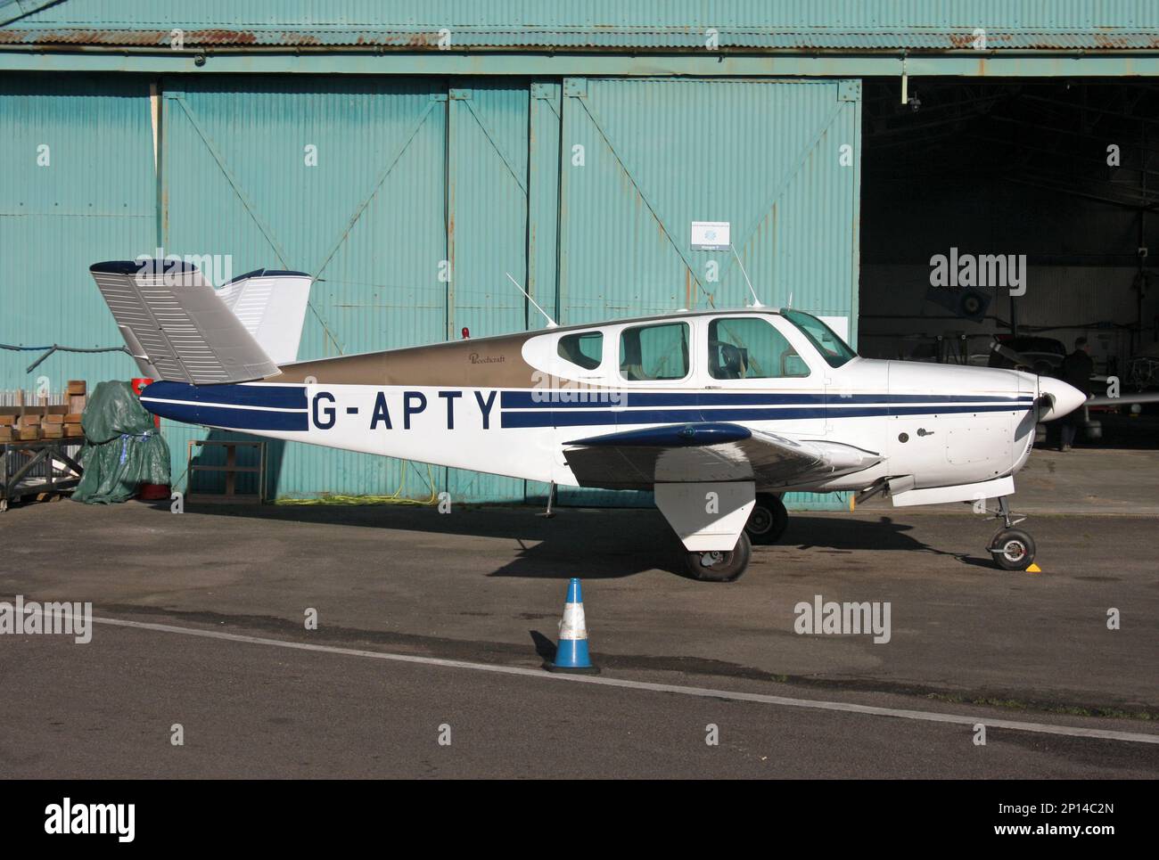 Bonanza aircraft hi-res stock photography and images - Alamy