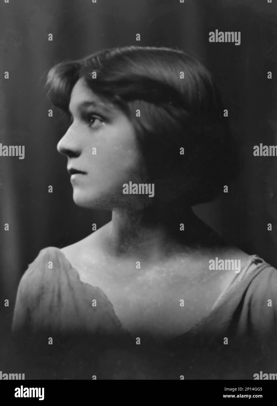 Angela isadora duncan hi-res stock photography and images - Alamy