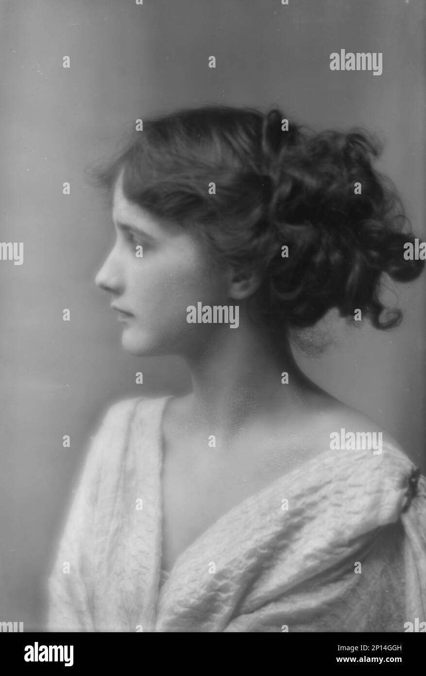 Isadora Duncan dancer, portrait photograph, between 1915 and 1923 Stock ...