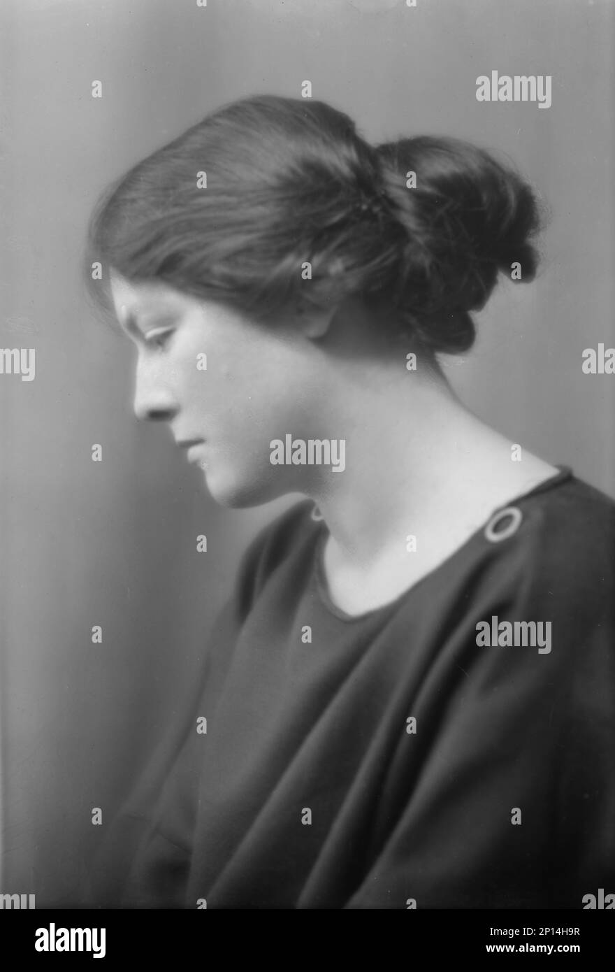 Isadora Duncan dancer, portrait photograph, between 1915 and 1923 Stock ...