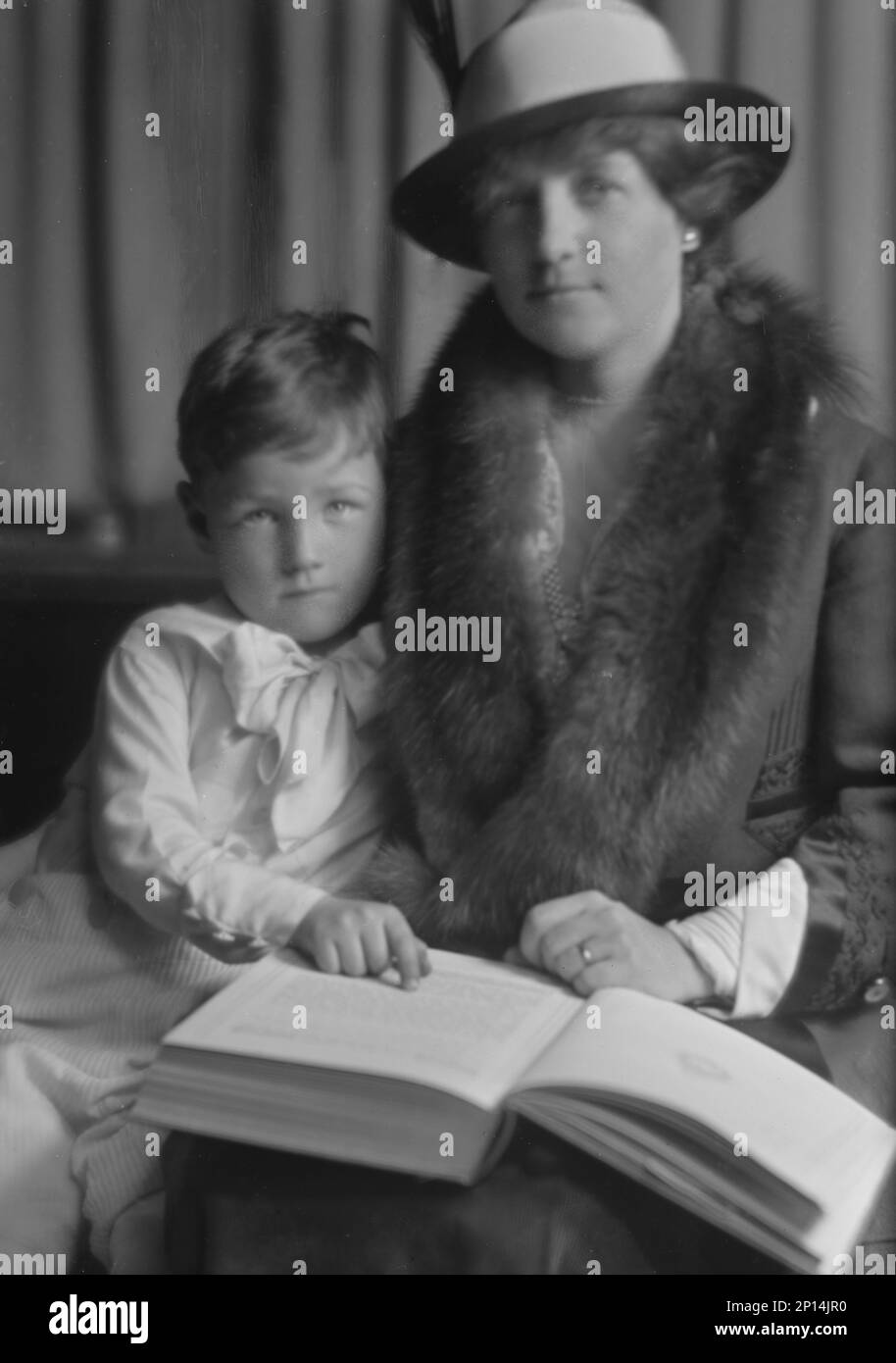 Gerry, Robert Livingston, Mrs., and son, portrait photograph, 1914 May ...