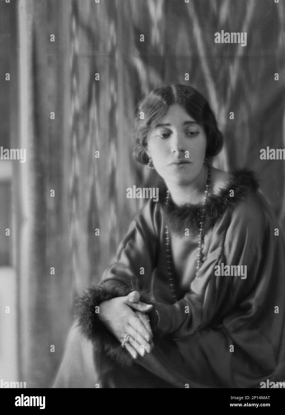 Ratan coomaraswamy hi-res stock photography and images - Alamy