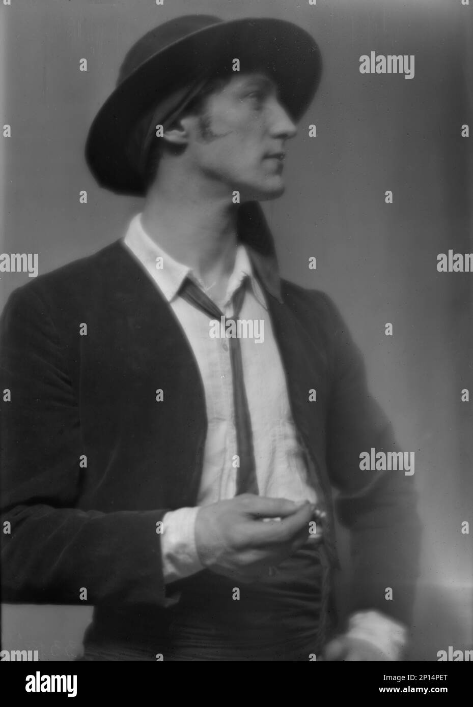 Actor lou tellegen hi-res stock photography and images - Alamy