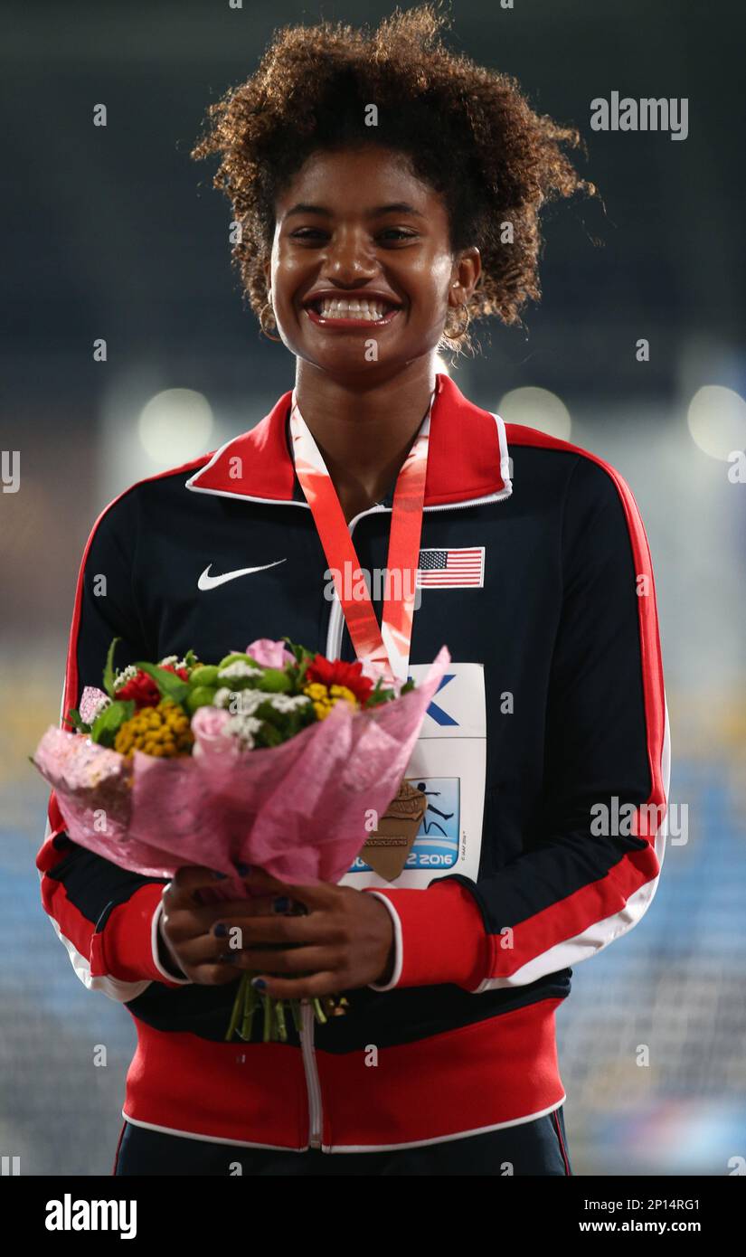 Anna Cockrell (USA) poses with gold medal after winning the women's ...