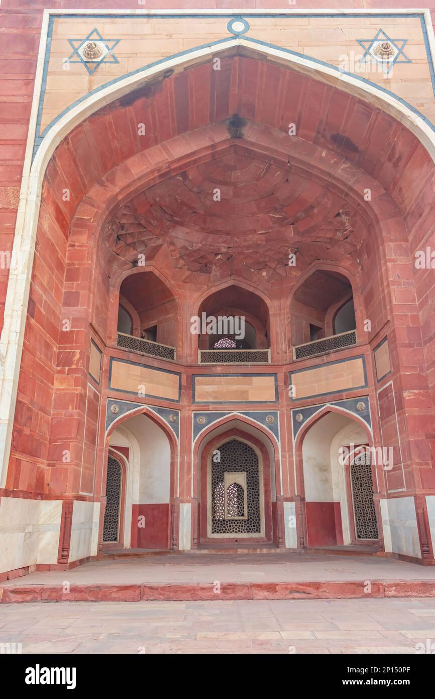 Emperor humayun's tomb interior hi-res stock photography and images - Alamy