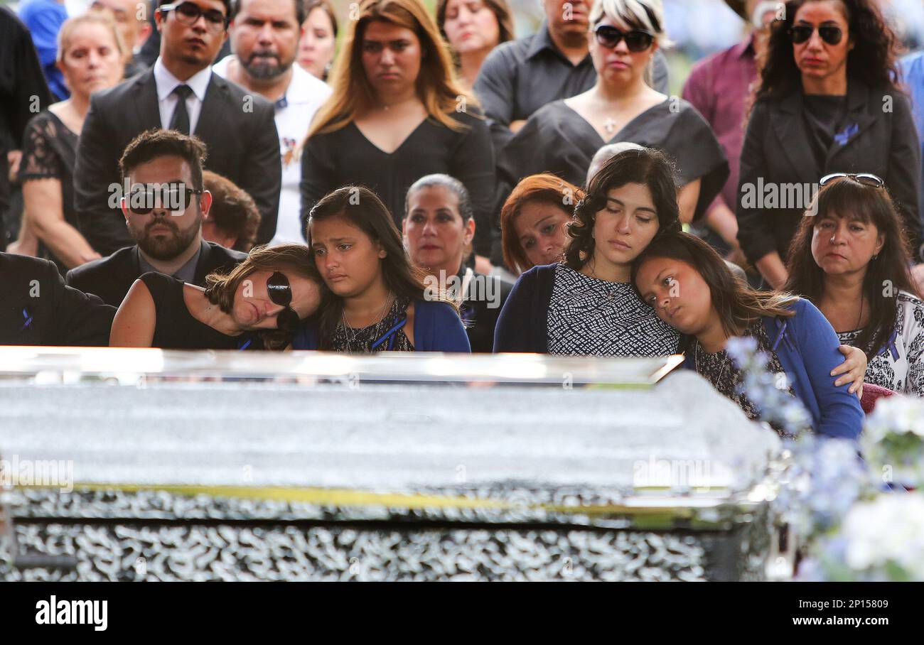 Cecilia Zarate, left, and her three daughters Miah, Meghan, Mayah ...