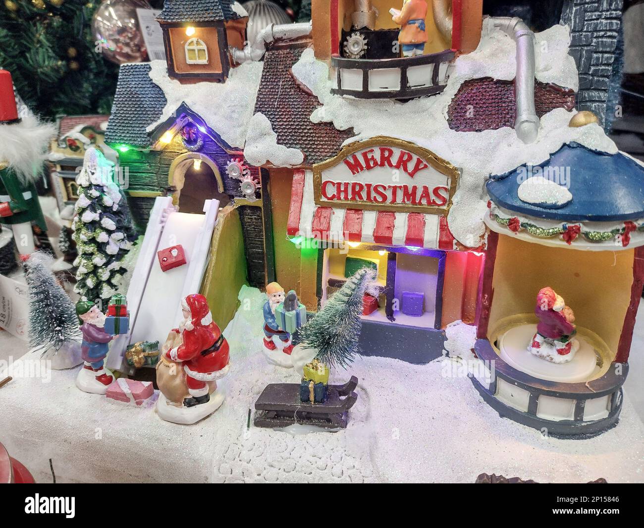 Miniature christmas scene hi-res stock photography and images - Alamy