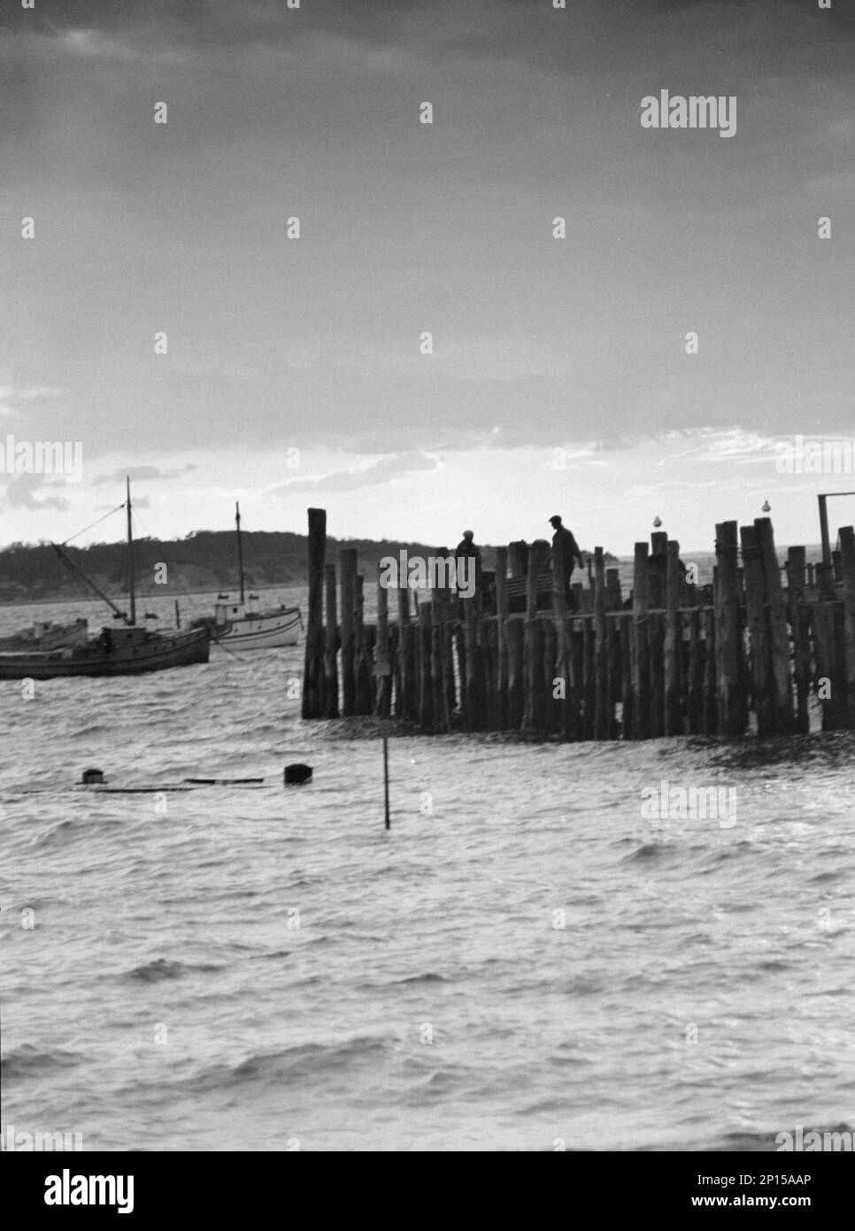 1940s united states view boats hi-res stock photography and images - Alamy