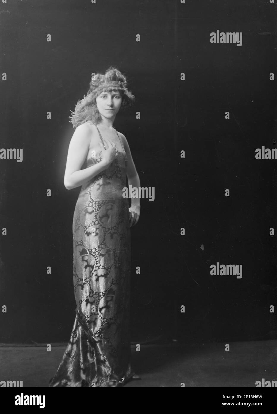 Miss cunningham hi-res stock photography and images - Alamy