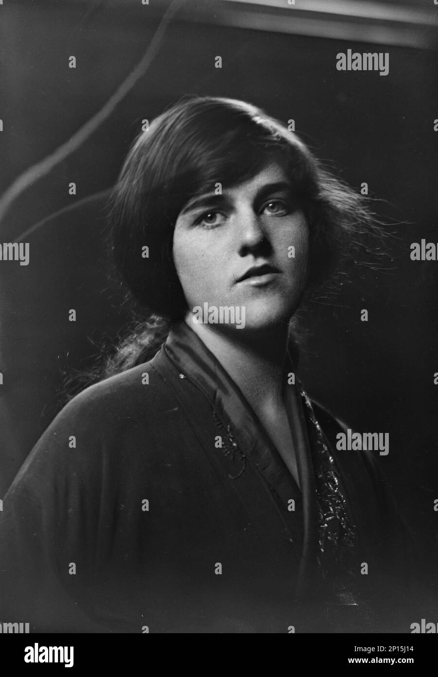Miss Frances Davidson, portrait photograph, 1919 June 24 Stock Photo ...
