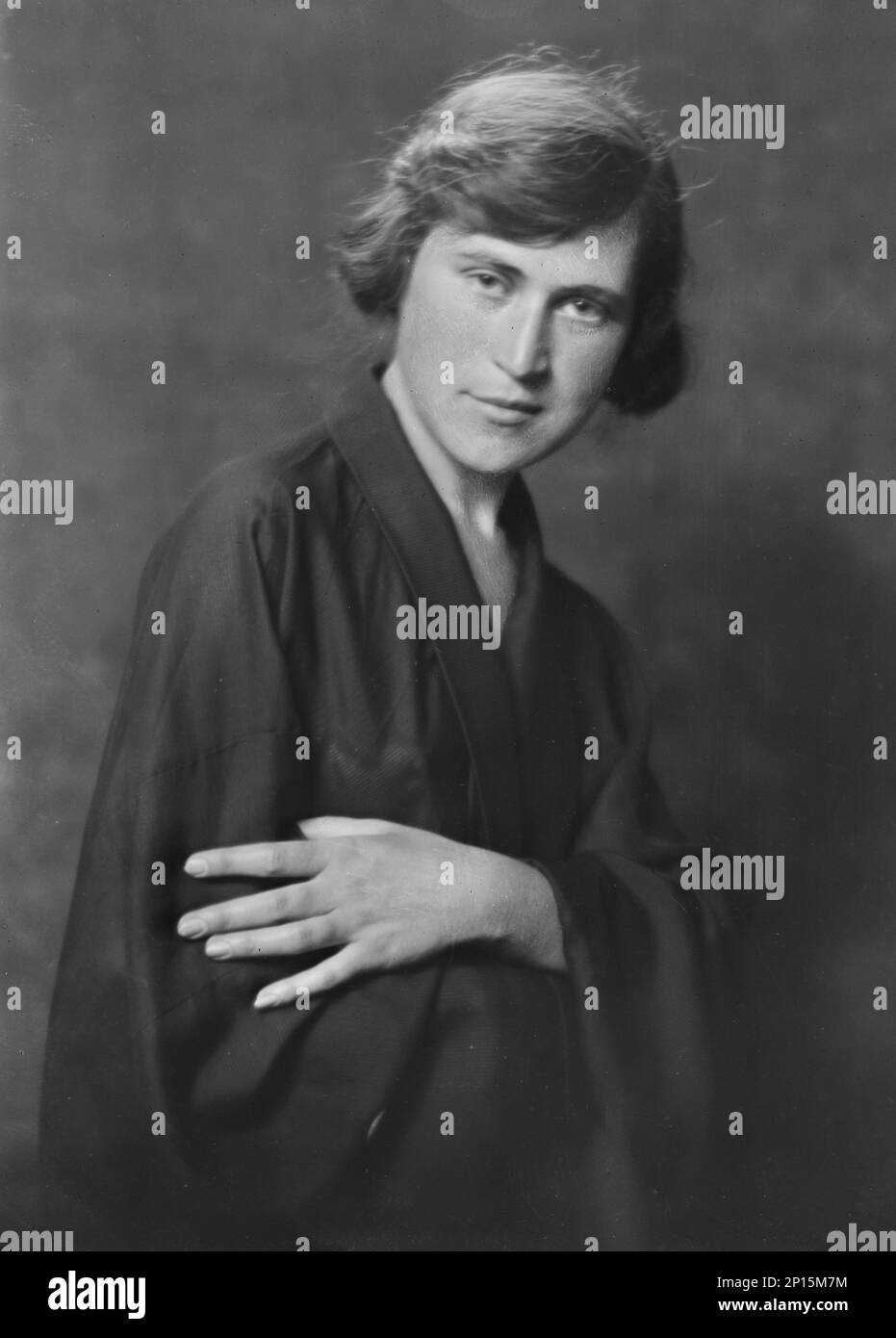Miss Dorothy, portrait photograph, 1918 July 15 Stock Photo - Alamy