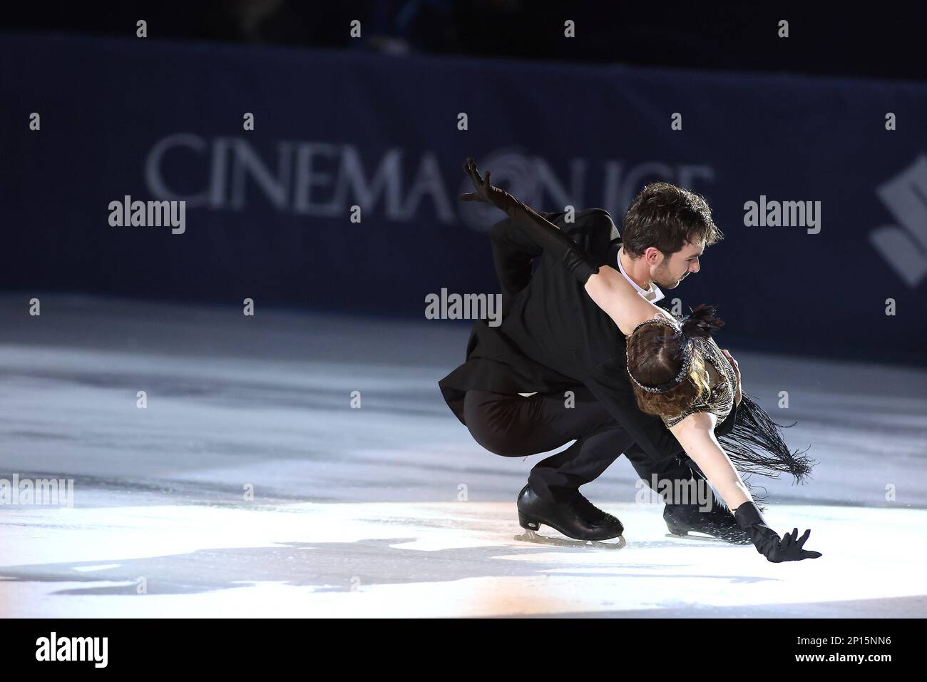 Gabriella Papadakis and Guillaume Cizeron (France) during the Ice ...