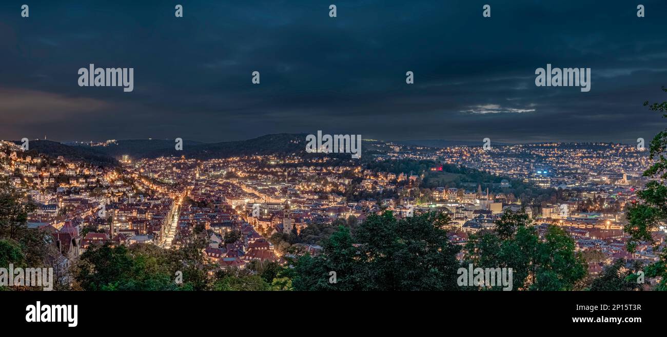 Germany city streets night hi-res stock photography and images - Alamy