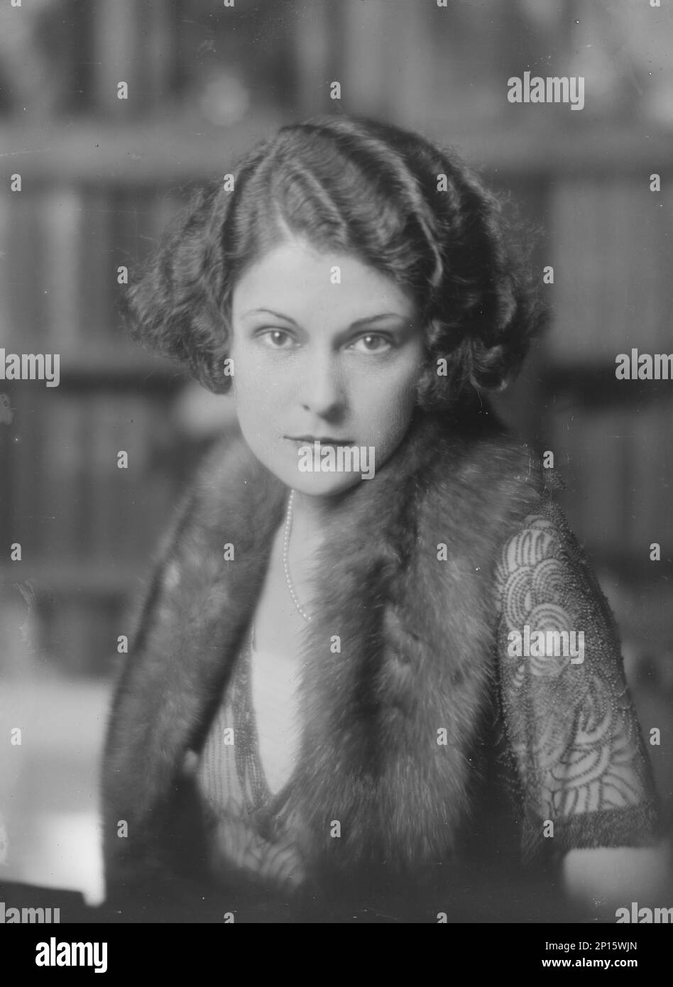 Everett collection Black and White Stock Photos & Images - Alamy