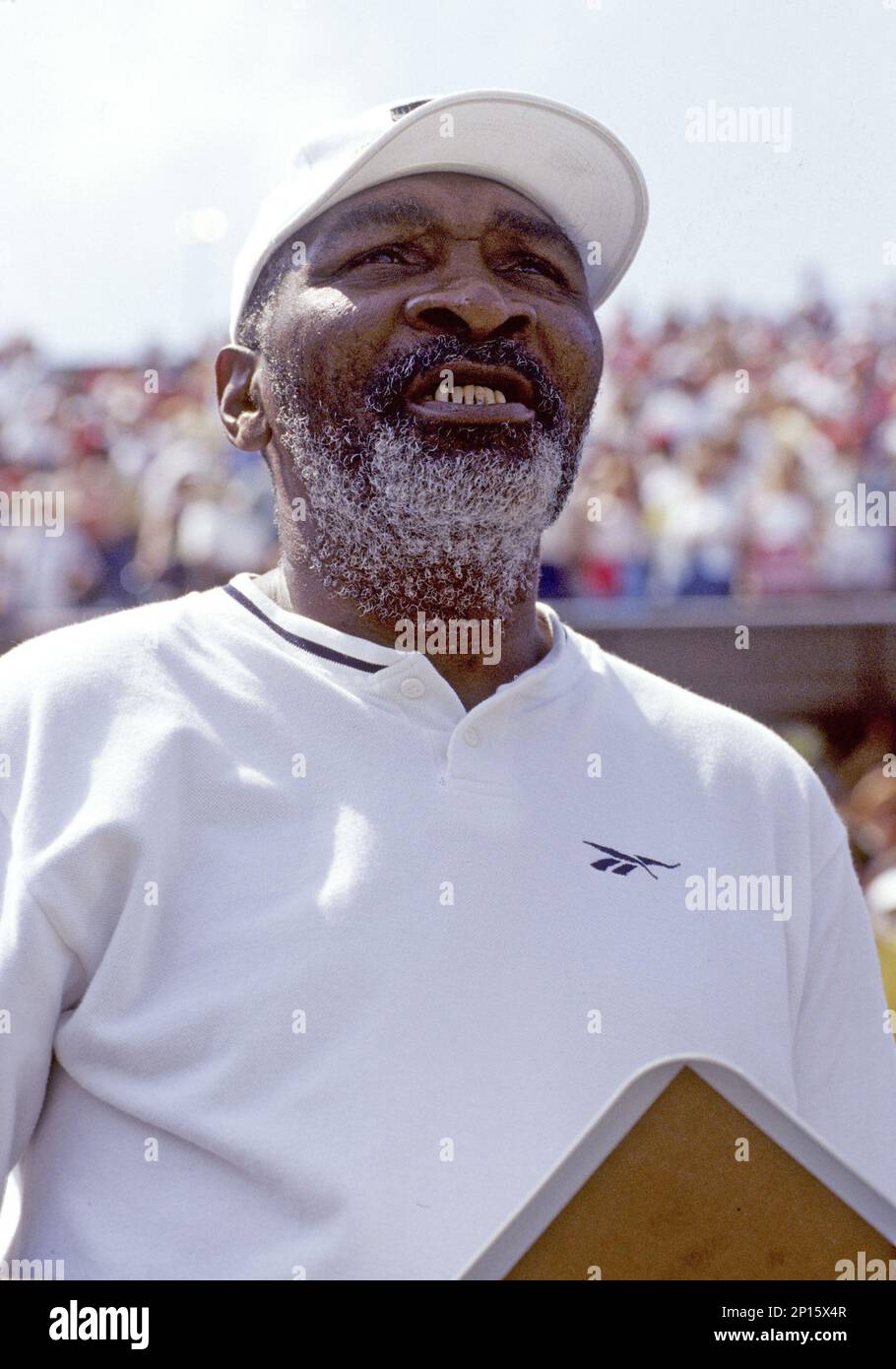 Richard Williams, father of Venus and Serena Williams, watches a match ...