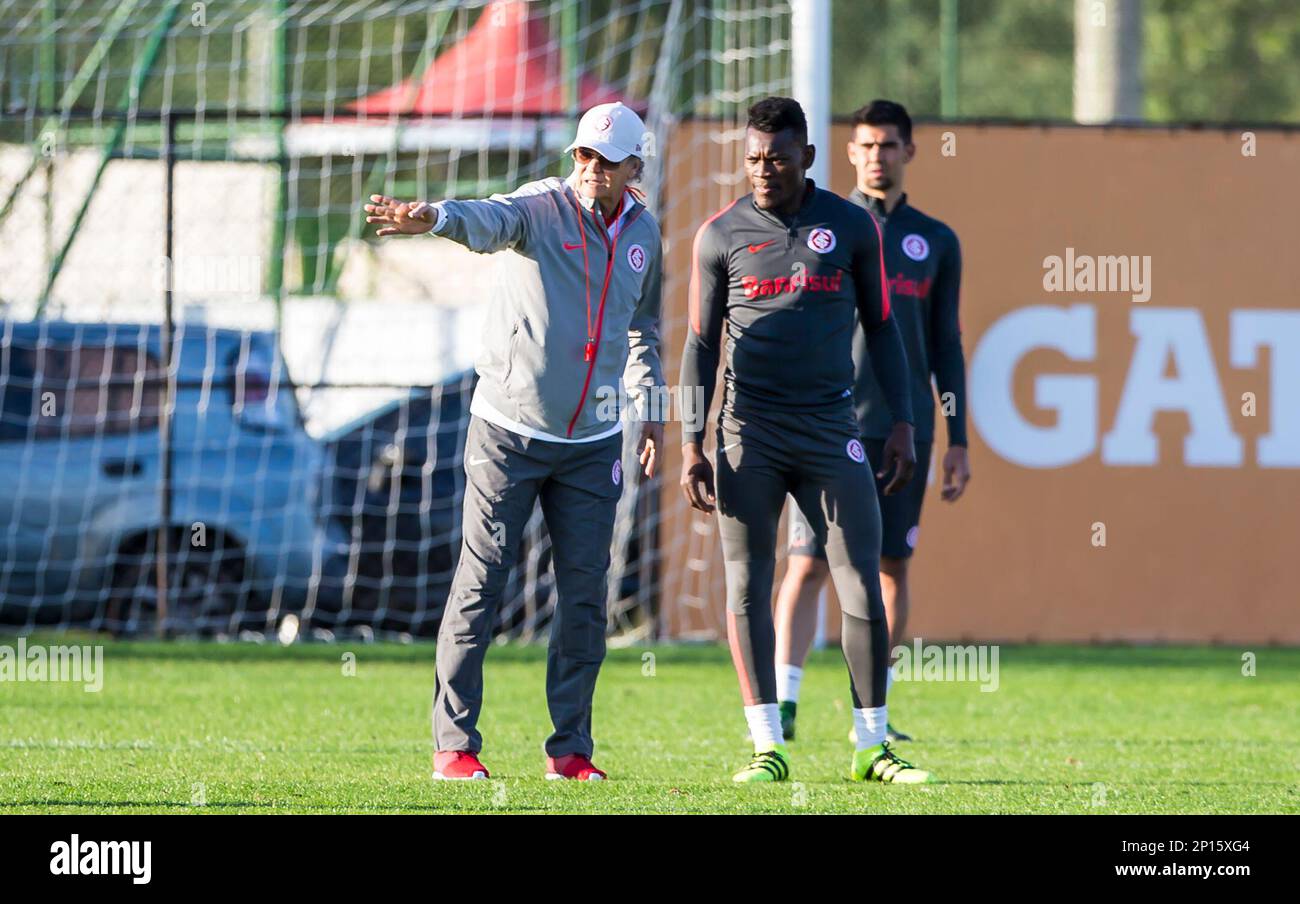 PORTO ALEGRE - RS - 13/07/2016 - TREINO DO INTERNACIONAL - Tecnico ...