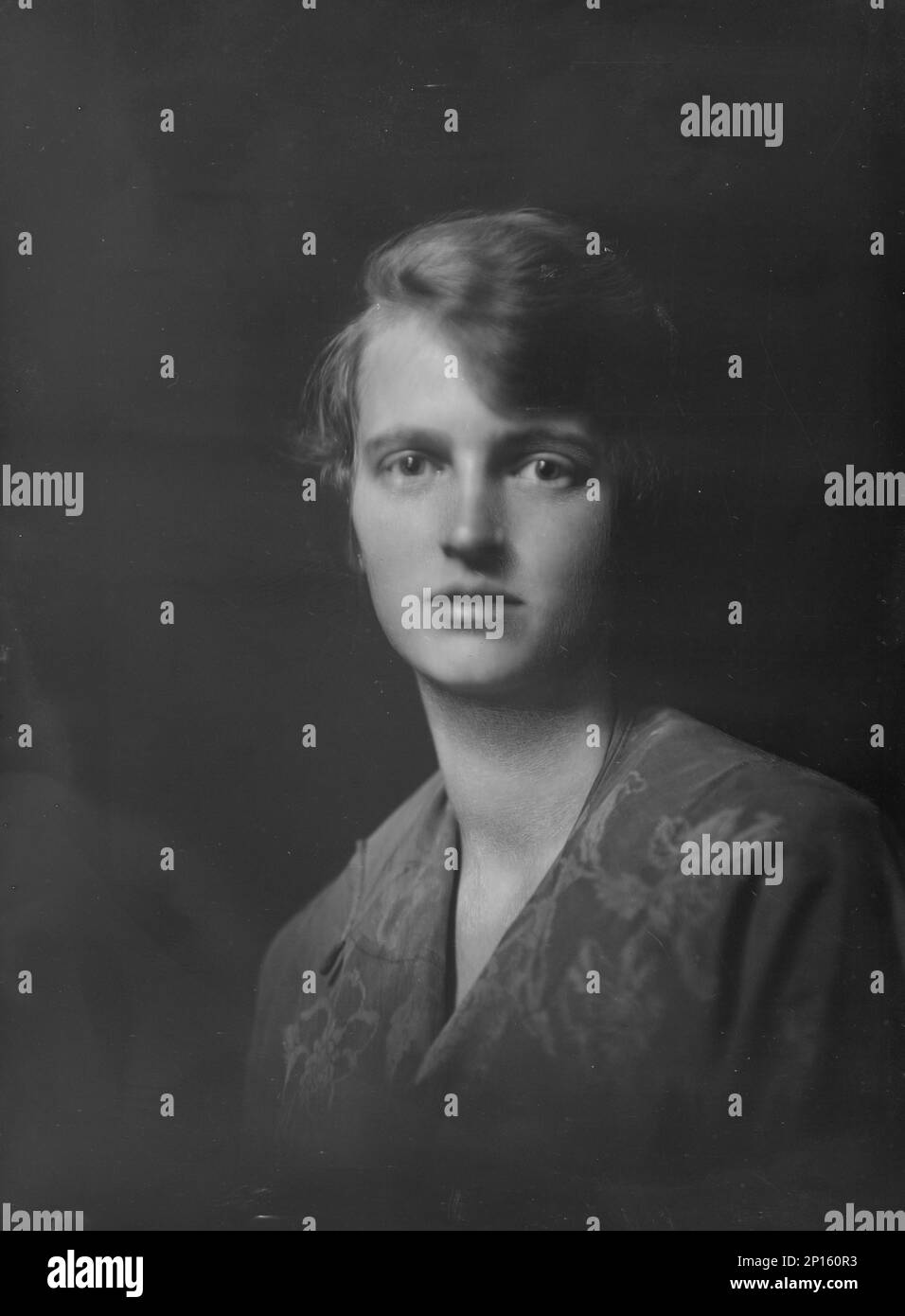 Miss Helen Garrison, portrait photograph, 1919 Jan. 6 Stock Photo - Alamy