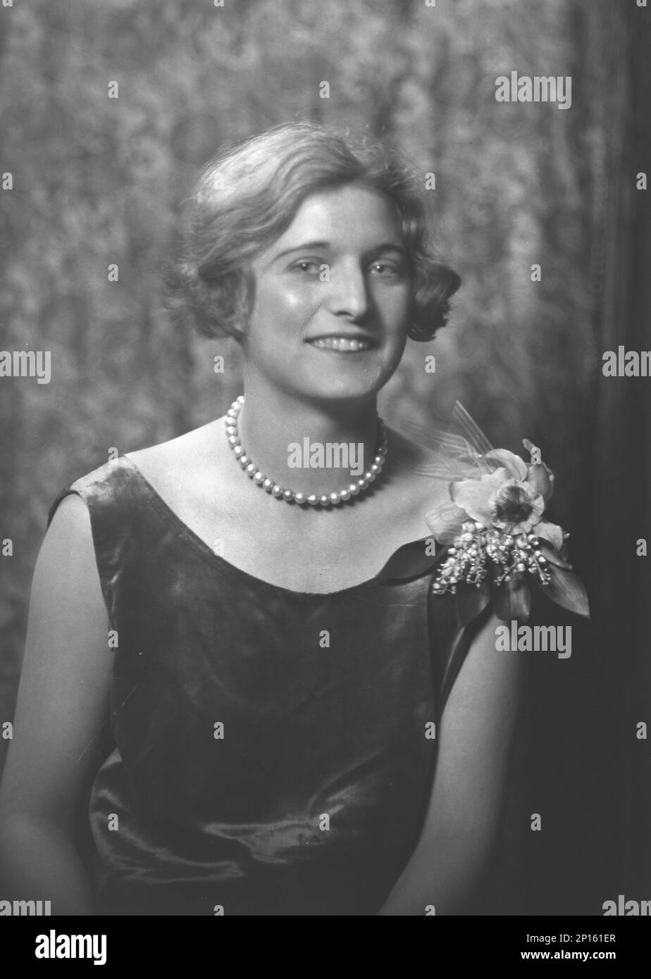 Miss Dorothy Gibson, portrait photograph, 1926 Oct. 9 Stock Photo - Alamy