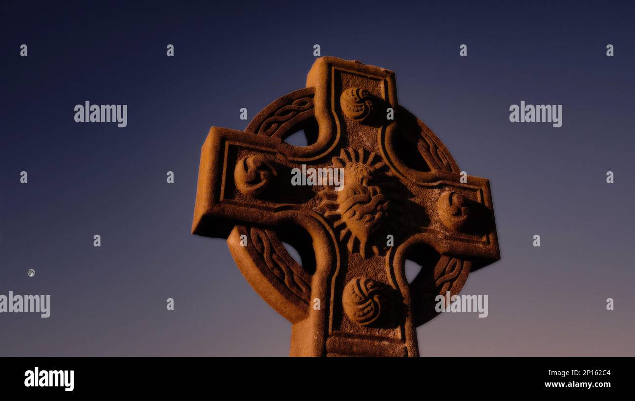 Brown celtic cross hi-res stock photography and images - Alamy