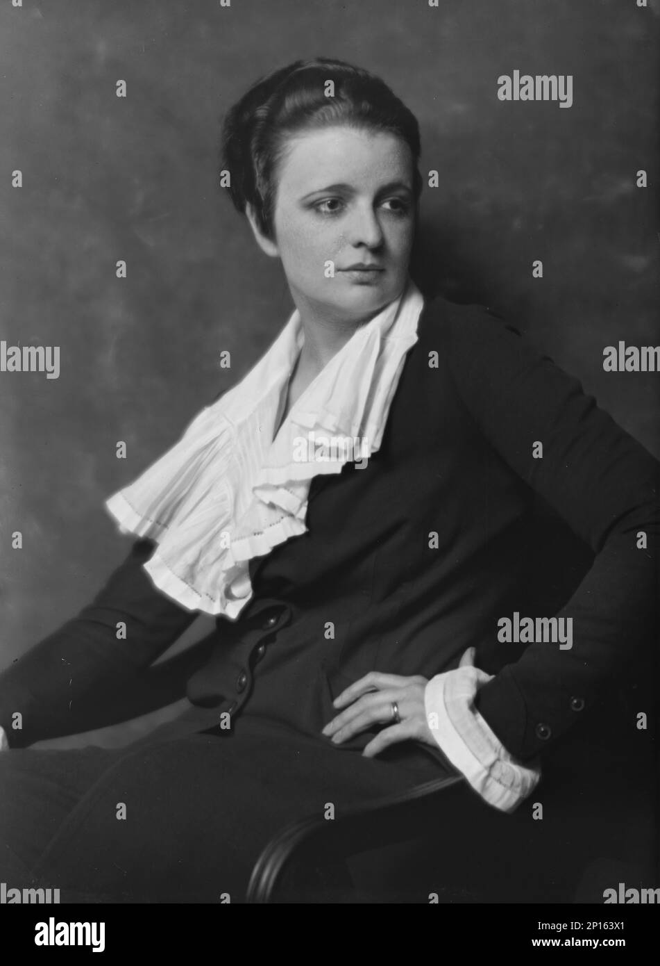 Mrs. Harbeck, portrait photograph, 1918 Mar. 12 Stock Photo - Alamy