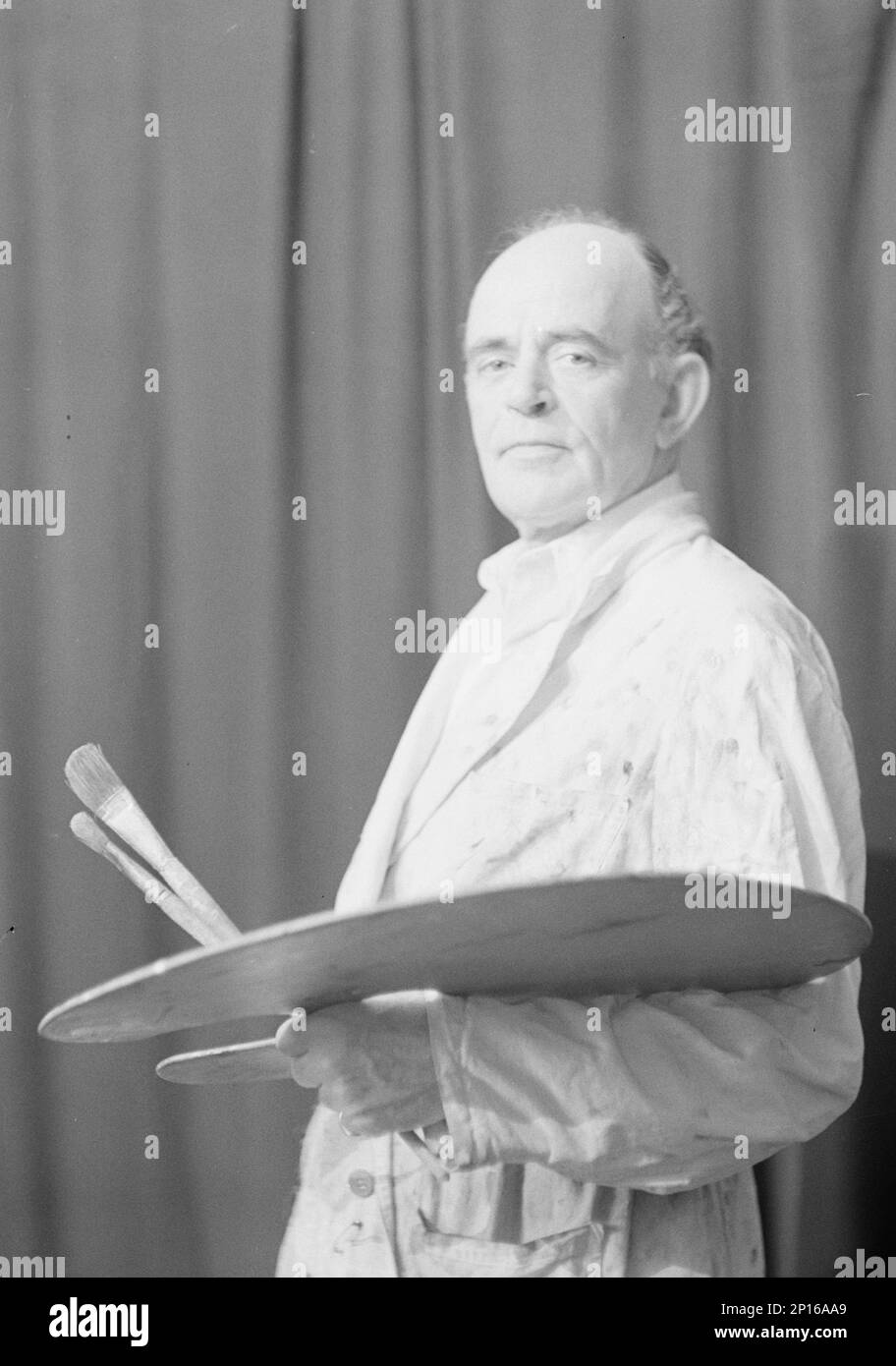 Mr. Hamilton King, portrait photograph, between 1911 and 1934. American ...