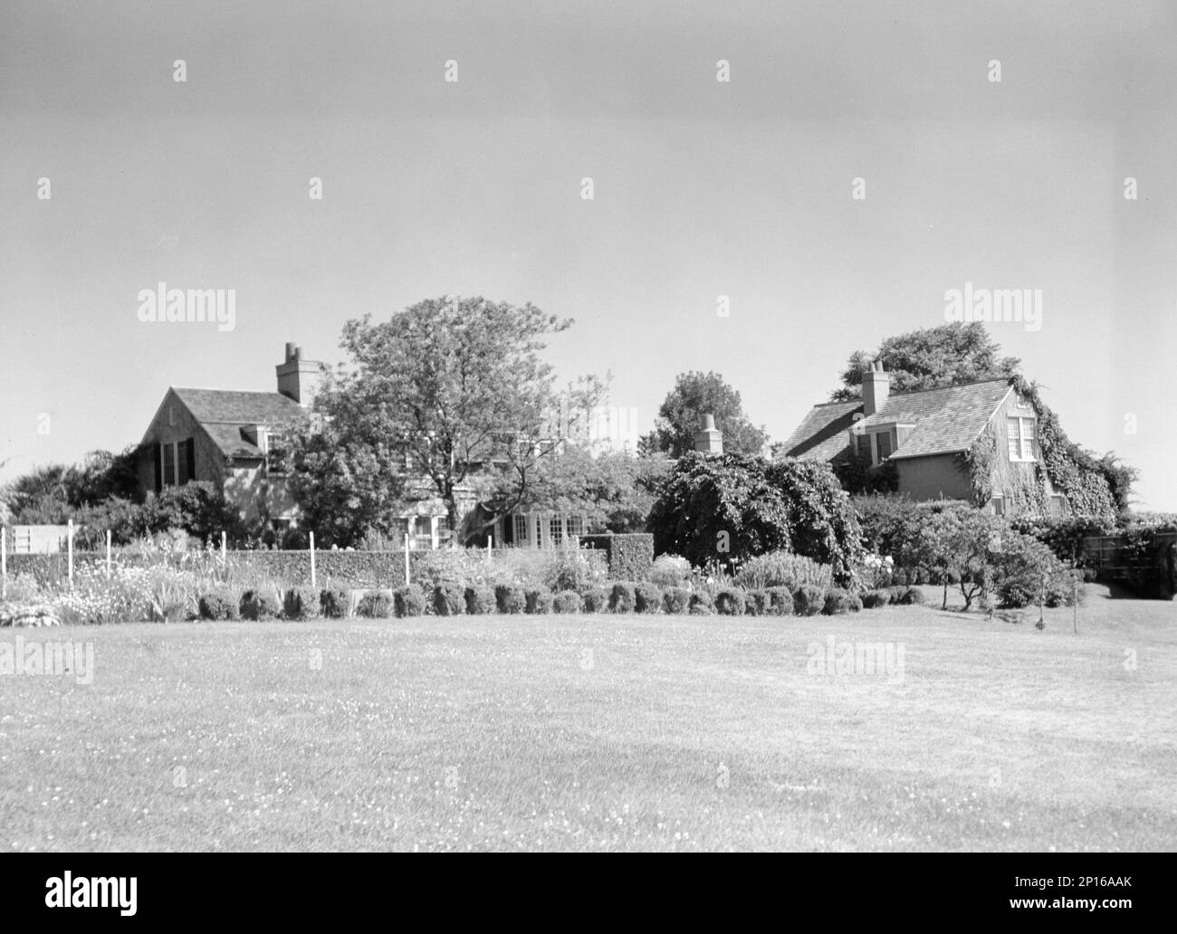 Residence of Mr. Hamilton King, 1934 July. Home of American artist ...