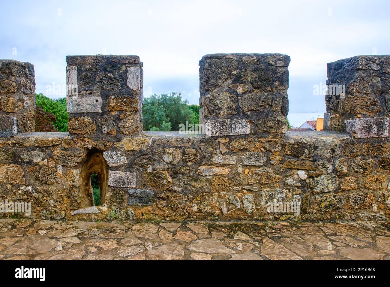 Merlon castle hi-res stock photography and images - Alamy