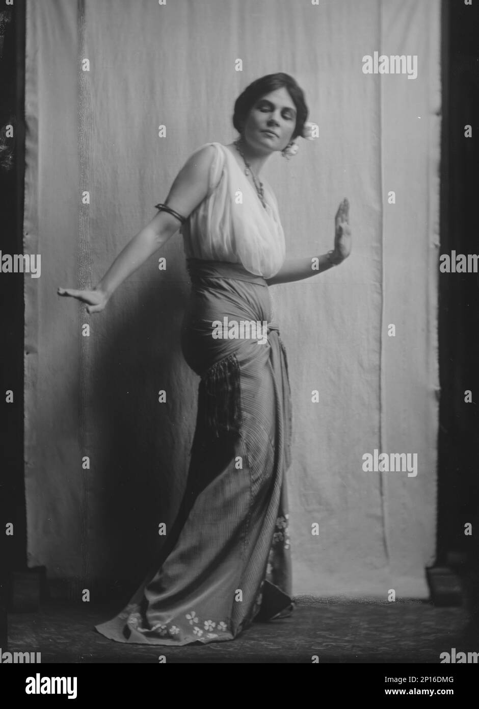 Mrs. Anna Higgins Matthiesen, portrait photograph, 1925 Stock Photo - Alamy