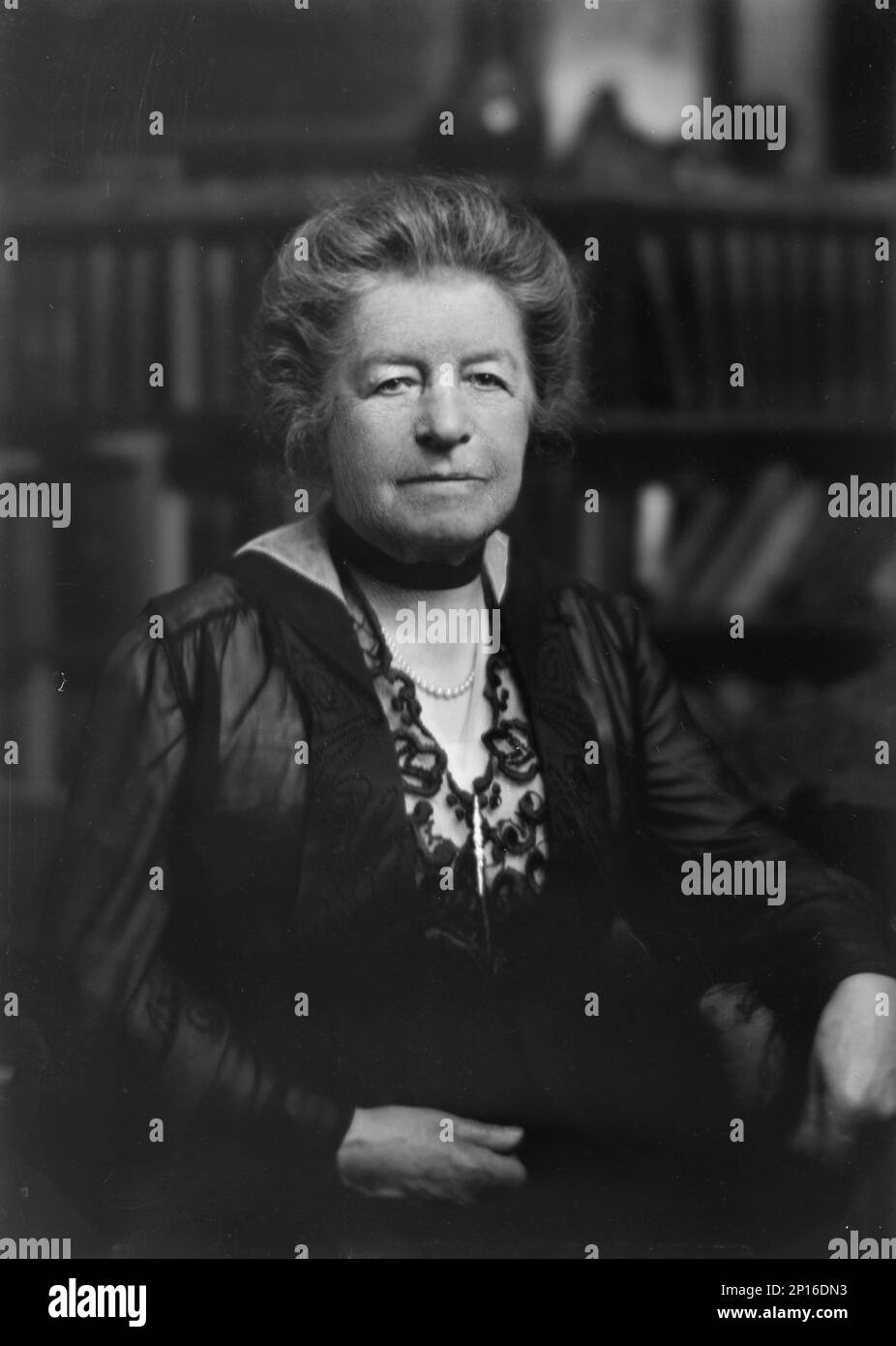 Mrs. McCall, portrait photograph, 1917 Nov. 24 Stock Photo - Alamy
