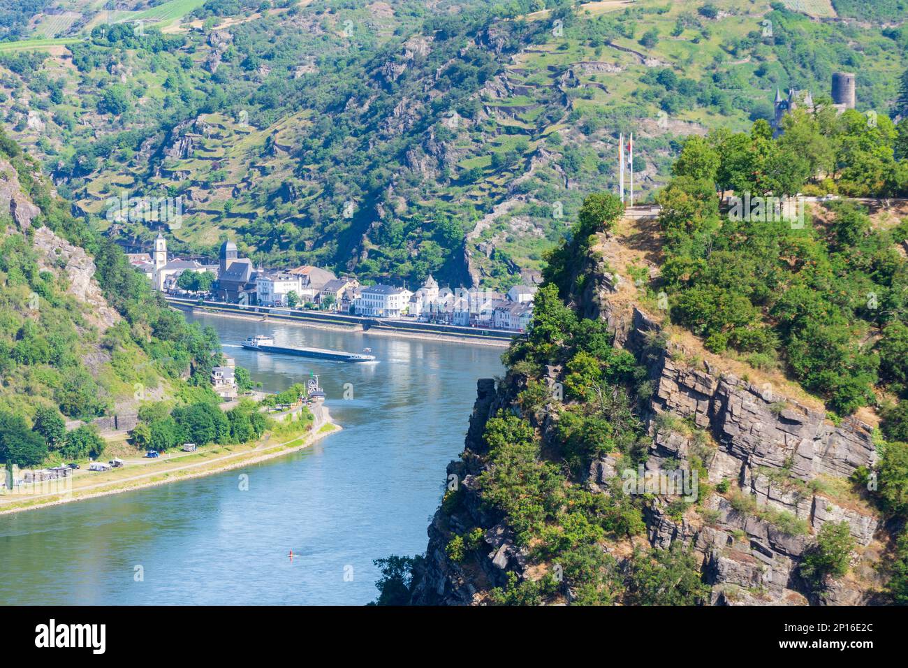 Sankt Goarshausen: river Rhein (Rhine), rock Loreley (Lorelei), Burg ...