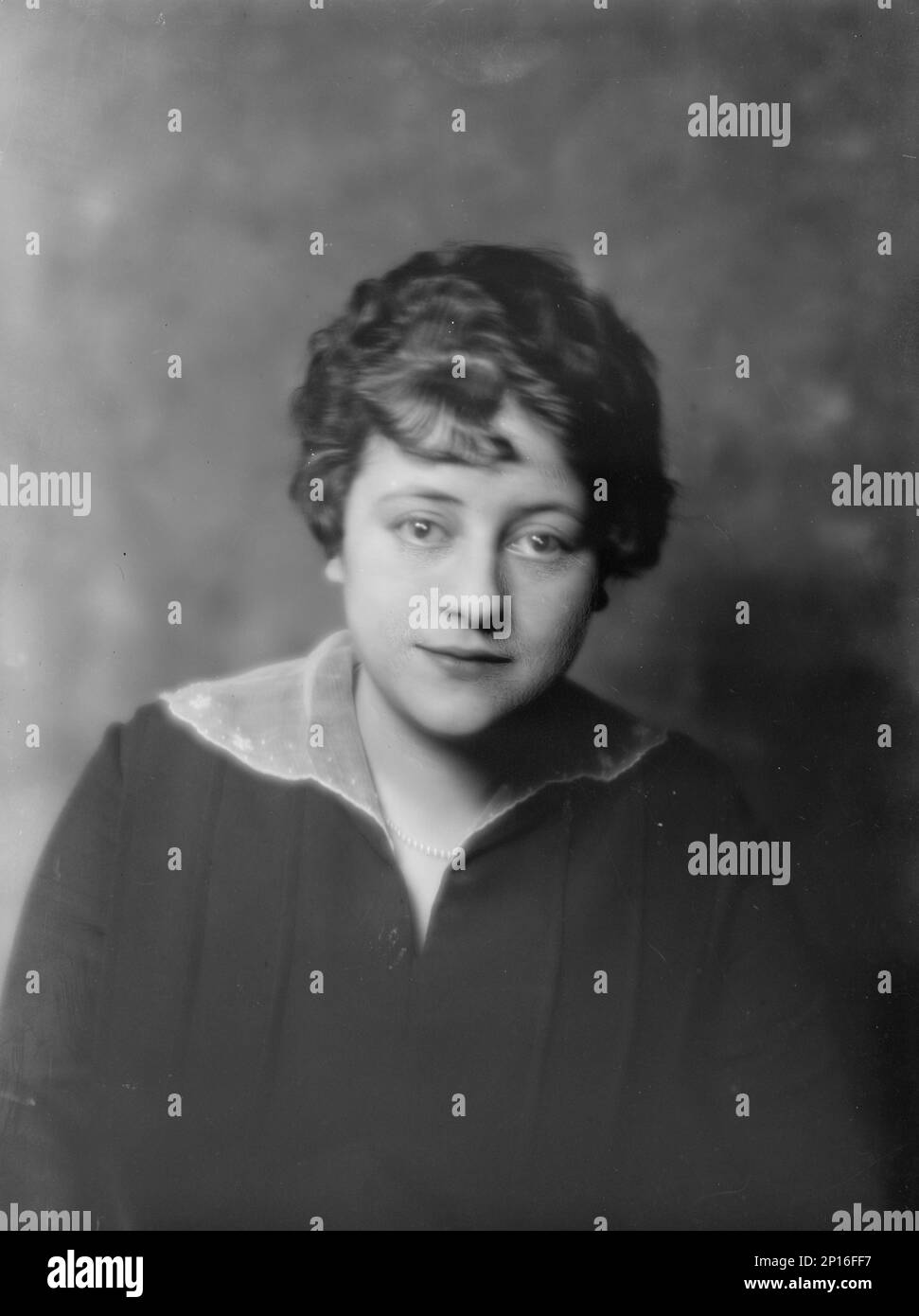 Modiano hi-res stock photography and images - Alamy