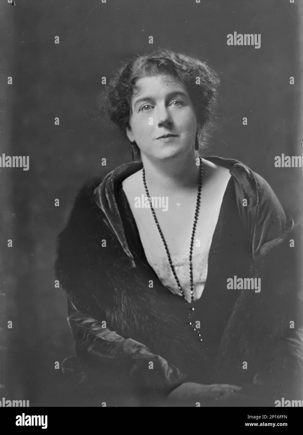 Miss Florence Parbury, portrait photograph., 1919 Oct. 6. British ...