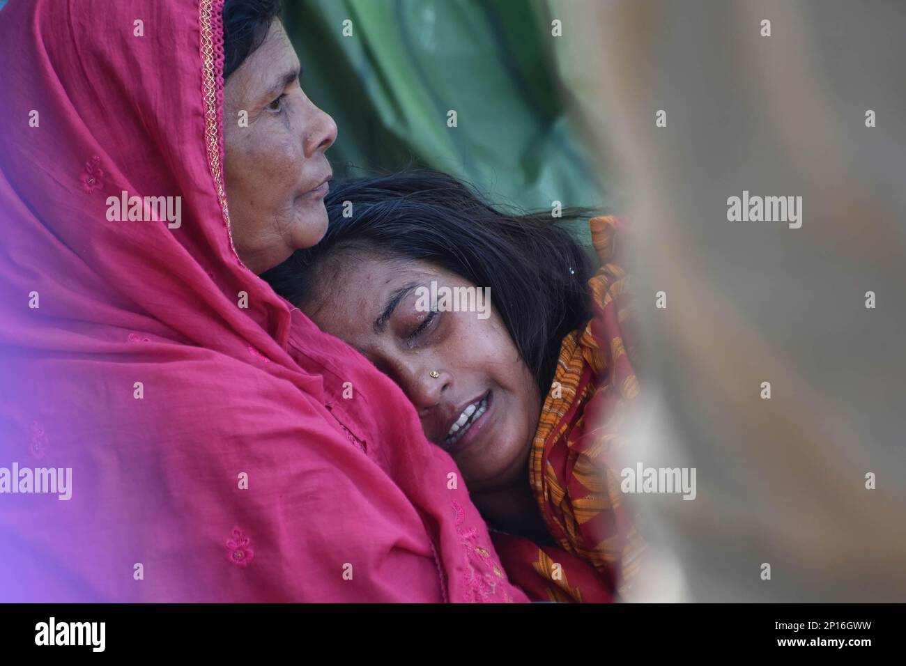 a-mother-reacts-after-the-death-of-her-child-who-succumbed-to-acute