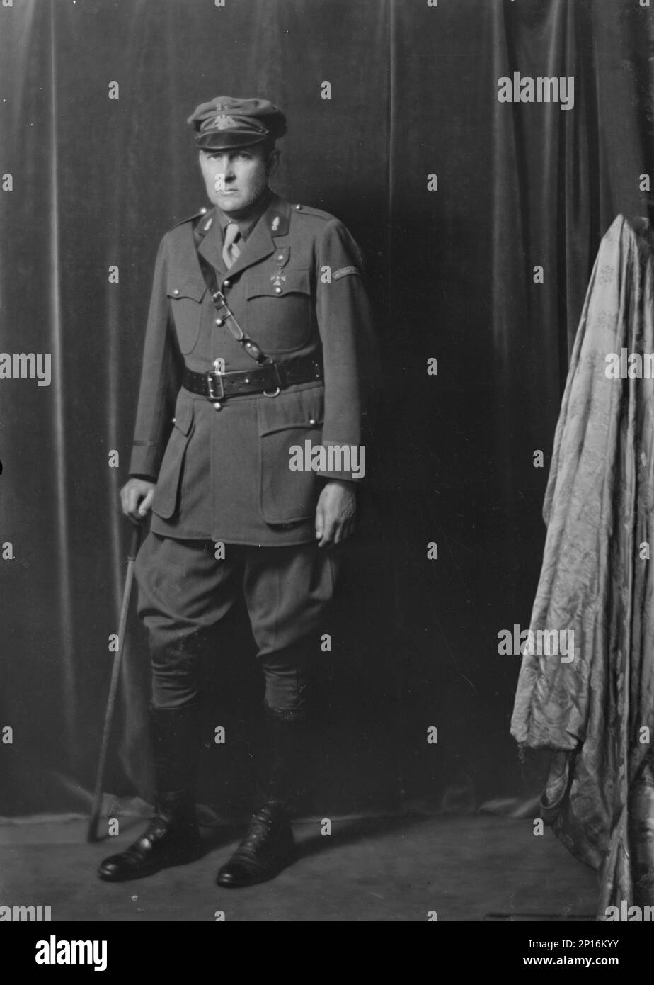 Mr. Charles F. Paxton, portrait photograph, 1917 Dec. 1 Stock Photo - Alamy