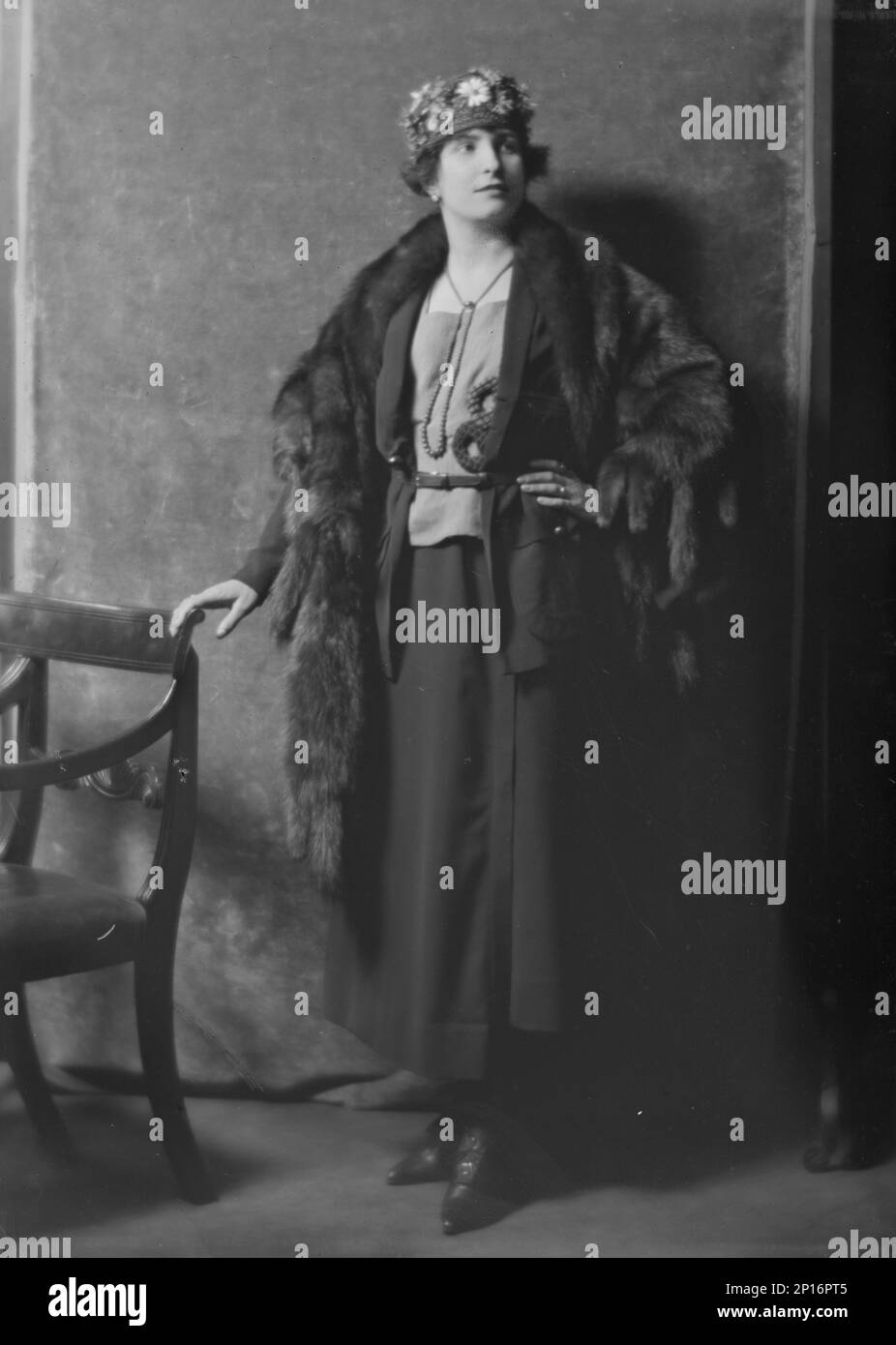 Mrs. S. Reilly, portrait photograph, 1918 Mar. 4 Stock Photo - Alamy